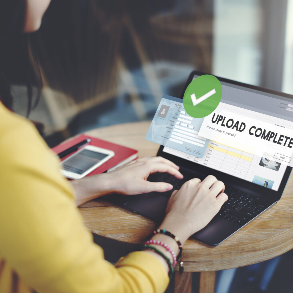 Contact Apogee | Apogee Corporation